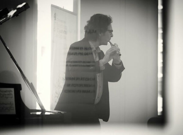 篳篥を楽器につけると アルバート・モーラさん② – Ge3 beyond